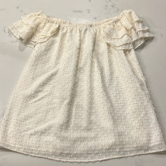 Banana Republic | Tops | Banana Republic Cap Sleeve Clip Dot Ruffle Top | Poshmark